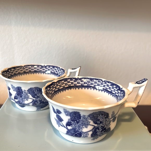 Cauldon | Kitchen | Antique Cauldon England Blue White Coffee Tea Mugs ...